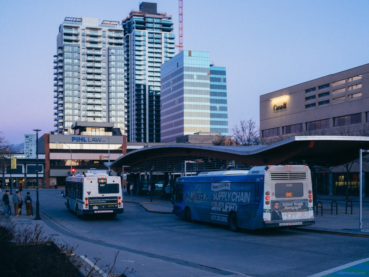 The Bus Stop | Rob Moses Photography